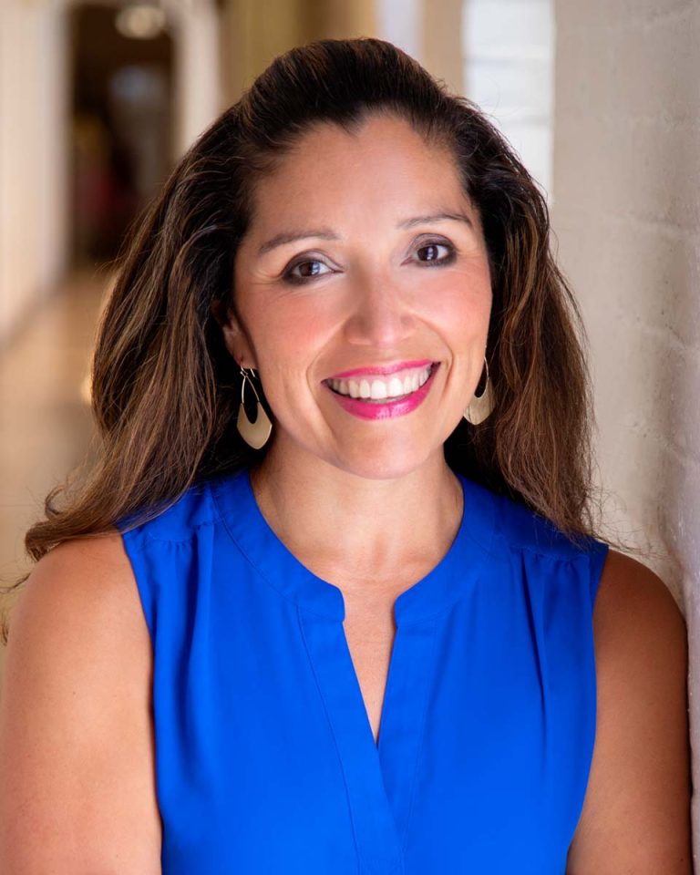 Jennifer De Leon | The de Groot Foundation
